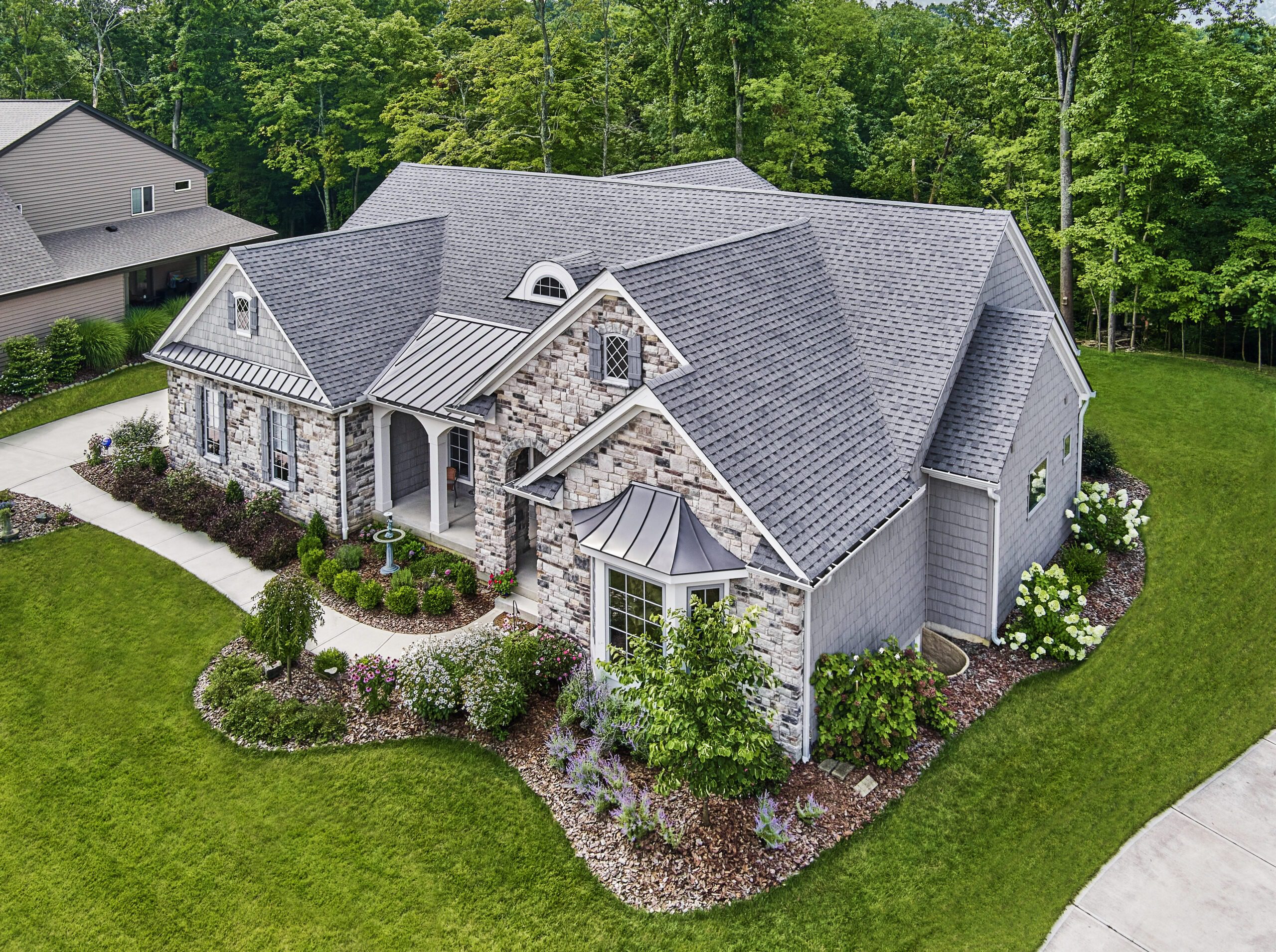 Pro Home Services: Expert Roofing in Wheaton